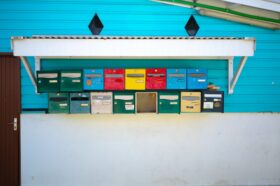 Interrogatoires médiévales de torture : la vierge de fer et le scaphisme