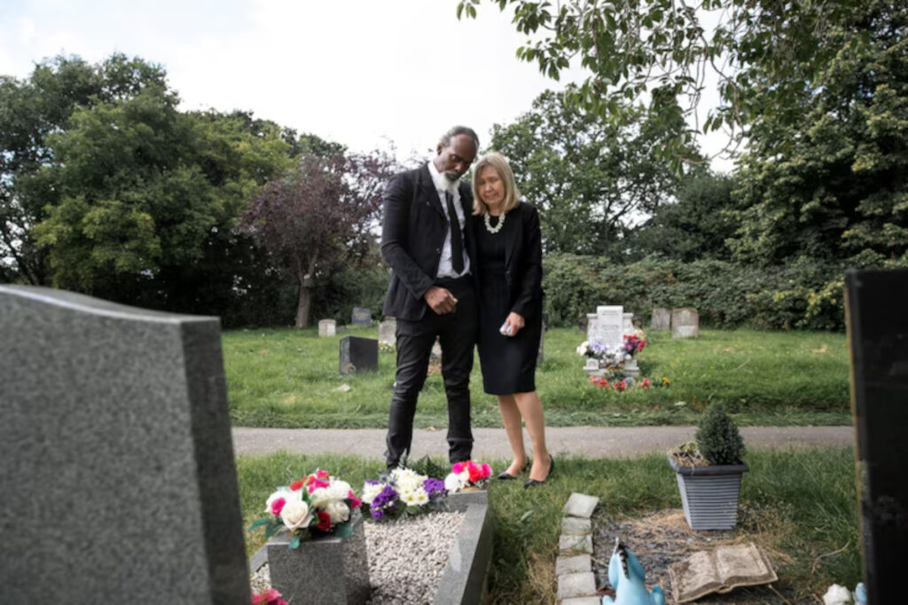 Les formes et dimensions idéales pour une plaque funéraire unique