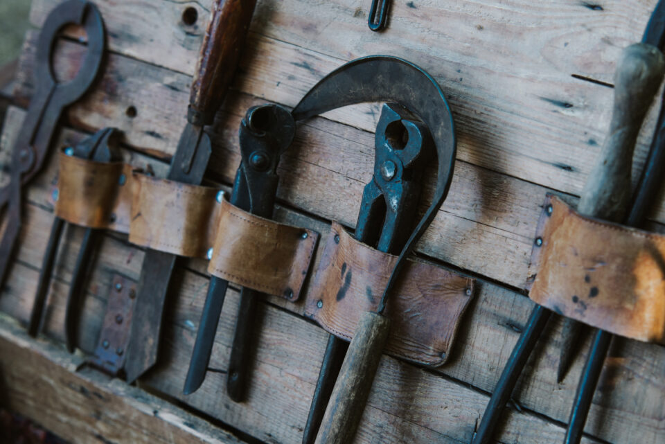 Interrogatoires médiévales de torture : la vierge de fer et le scaphisme